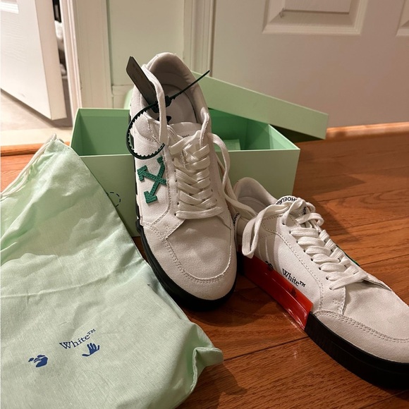 Off-White | Shoes | Offwhite Sneakers With Green Arrow And Red Sole ...